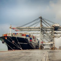 DP World London Gateway Port and Logistics Park in Stanford-le-hope ...